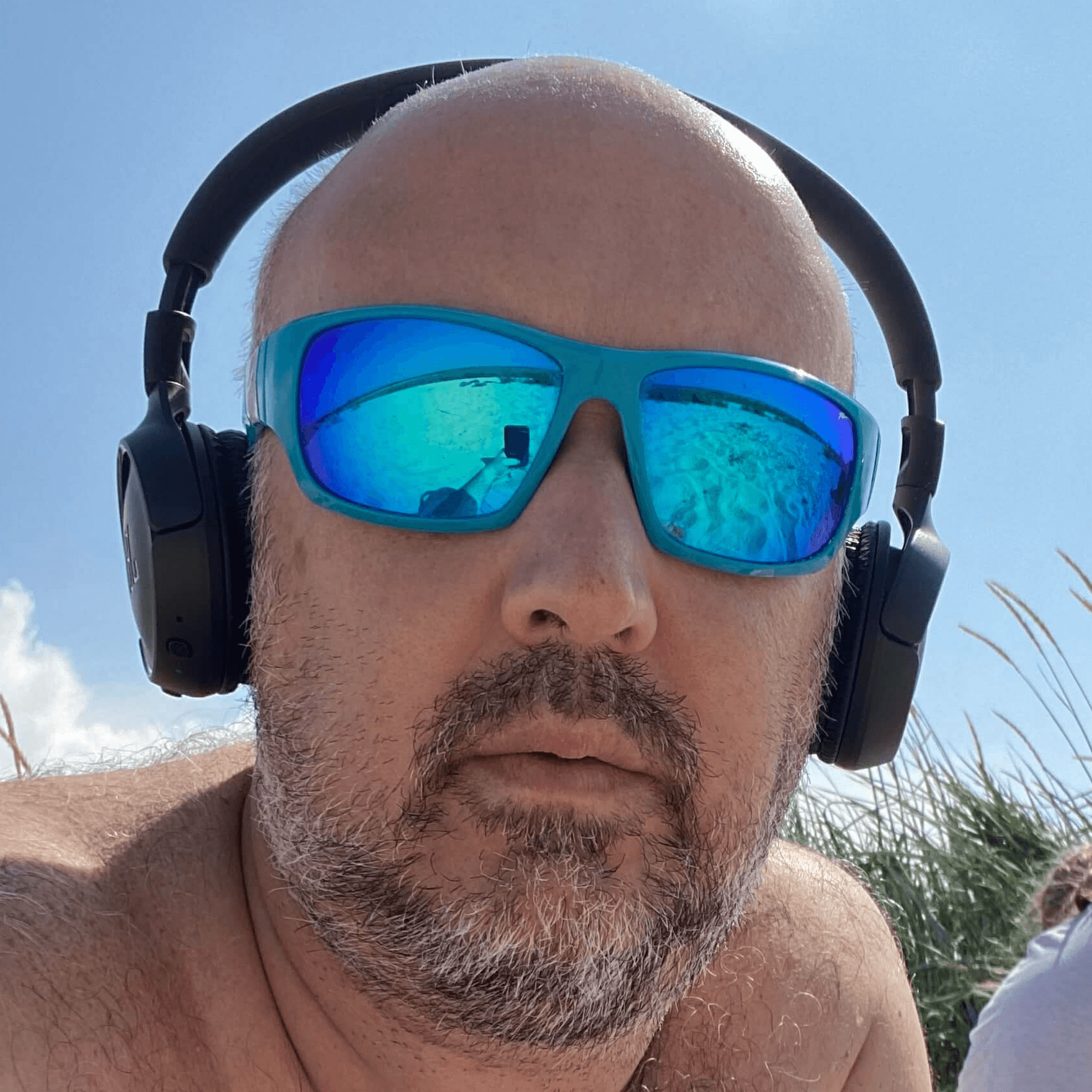 Make Electronic Sound